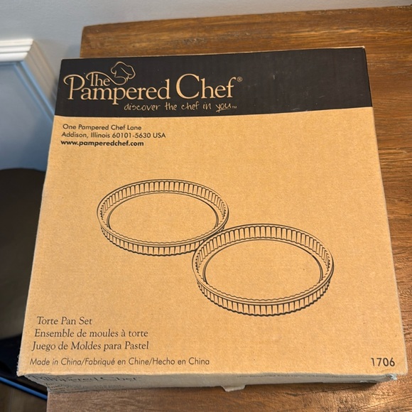 Pampered Chef | Kitchen | Pampered Chef Torte Pan Set | Poshmark